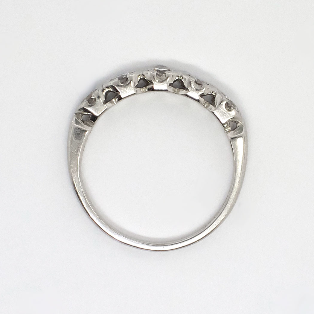 Elegant Estate .35ct t.w. Five Diamond Wedding Band Platinum | Antique ...